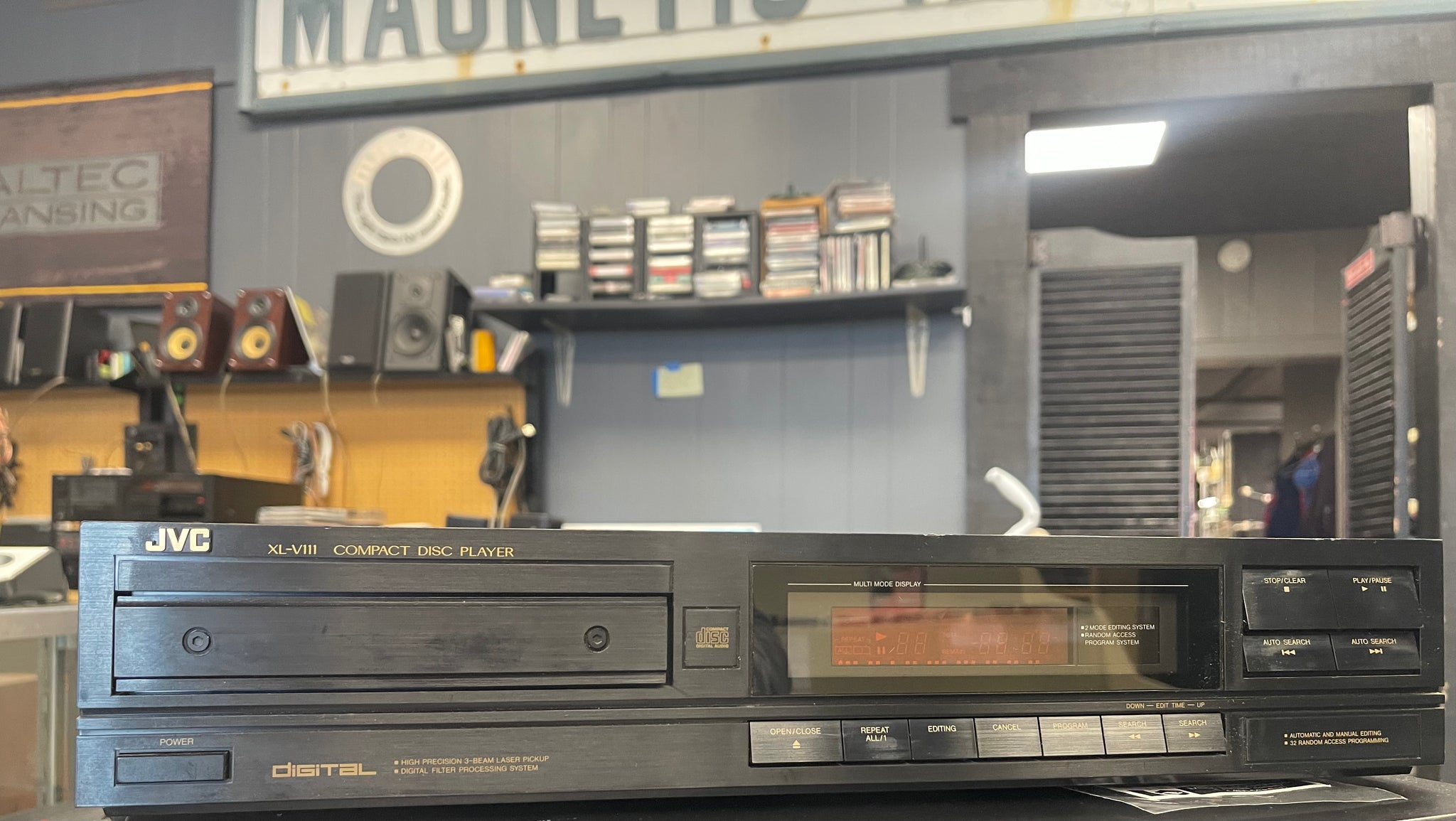 JVC XL-V111 Single Drawer CD Player